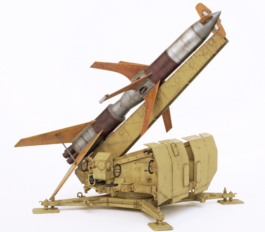 Bronco 1/35 Rheinmetall-Borsig ‘Rheintochter’ R-1 | STATIC CAPITAL